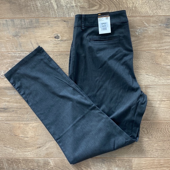 Lee | Pants & Jumpsuits | Nwt Lee 8w Long Relaxed Fit Straight Leg Mid ...